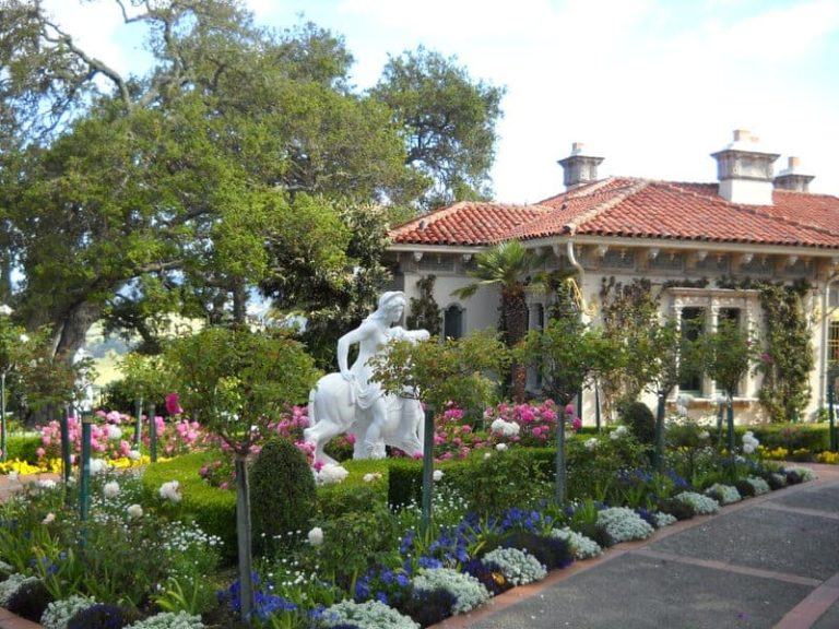 Guide to Visiting Hearst Castle: An American “Castle” along California ...
